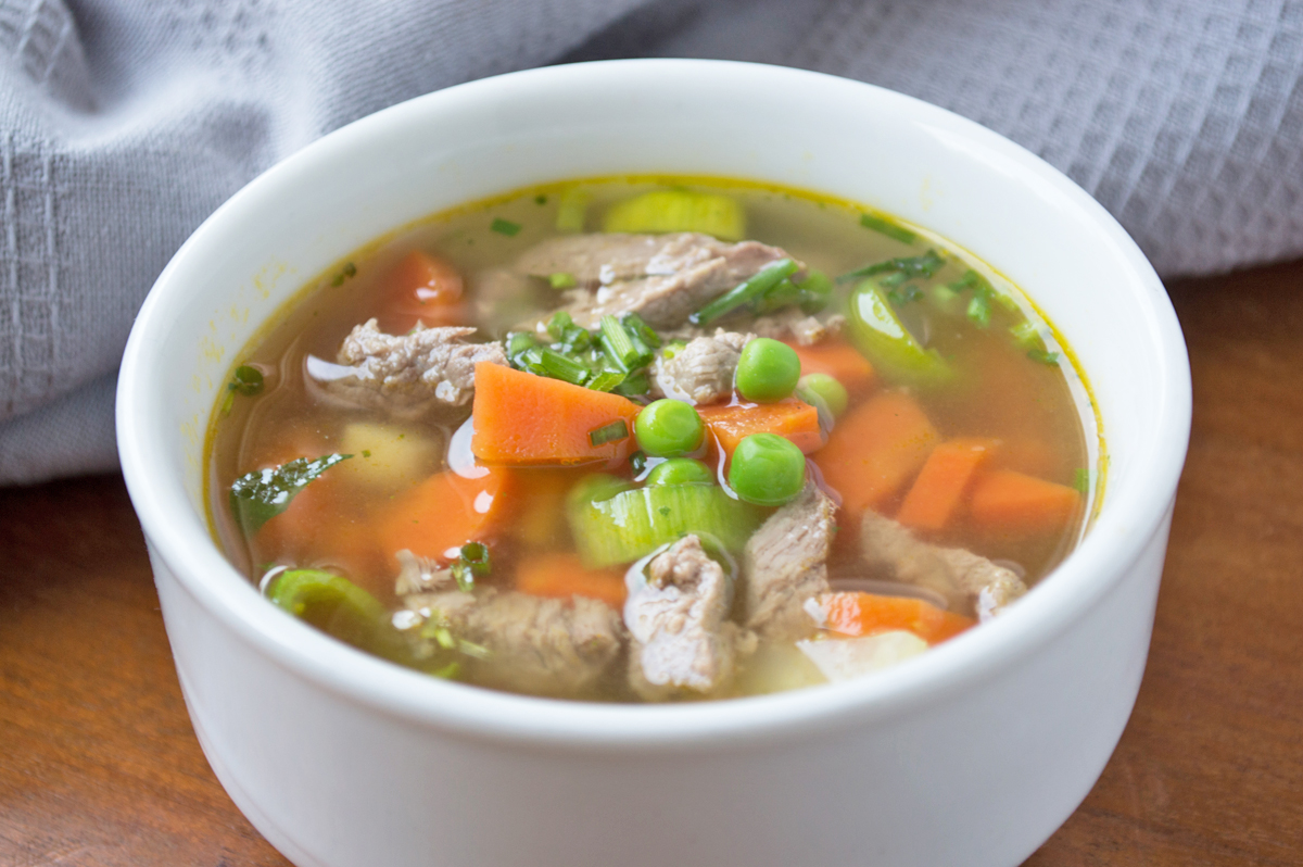 Kalbsknochensuppe | GuteKueche.at