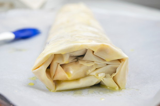 Strudelteig nach Omas Rezept - Rezept | GuteKueche.at